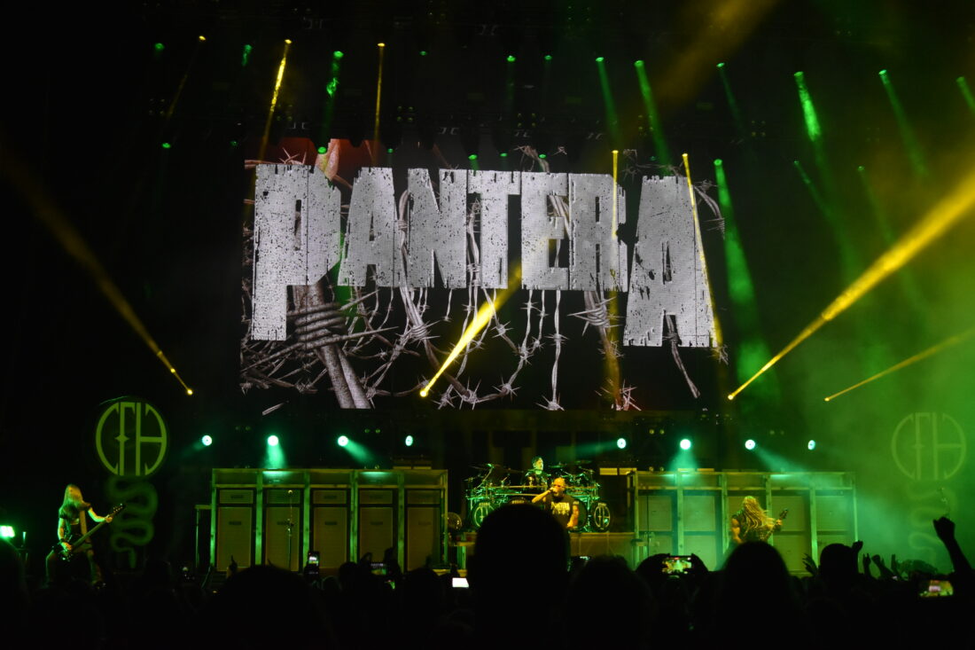 Pantera Pays Brutally Heavy Tribute to Legacy of Band’s Founding ...